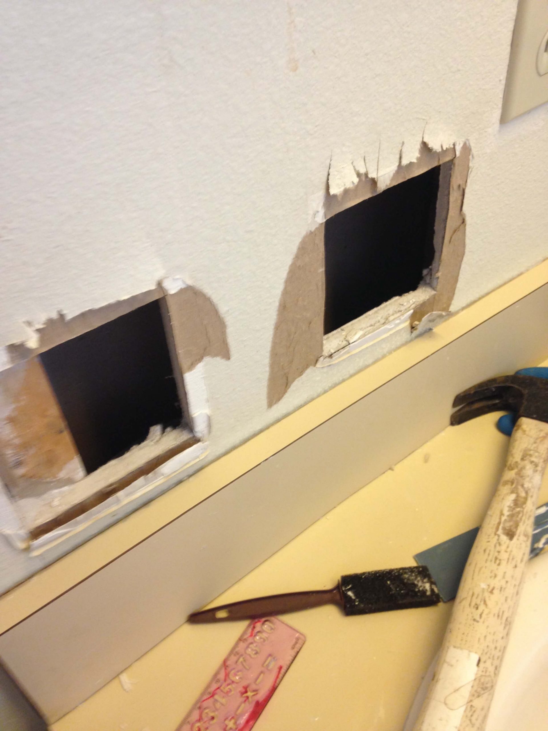 Easy Steps to Patching a Hole in Your Wall | My Design Rules